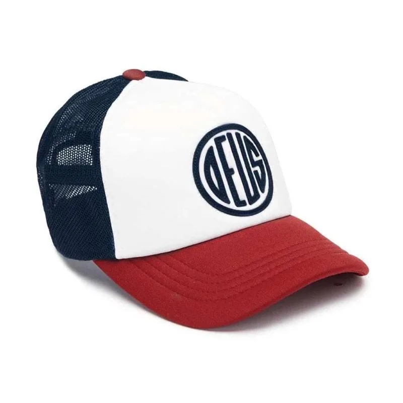 10 Rekomendasi Merk Topi Terbaik untuk Pria (Terbaru 2023) | Familinia