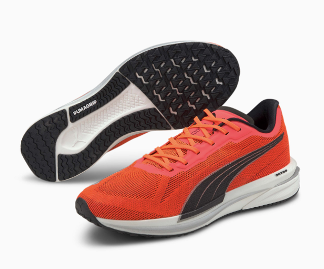 10 Rekomendasi Sepatu Jogging Terbaik untuk Pria (Terbaru 2023) | Familinia